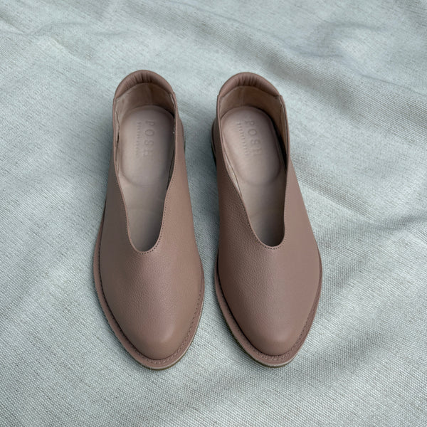 New Day in Peach Nude Leather (Pre-Order) – Posh Pocket Shoes