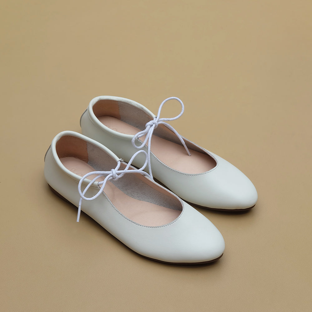 Gianna in White Genuine Leather (Pre-Order) – Posh Pocket Shoes