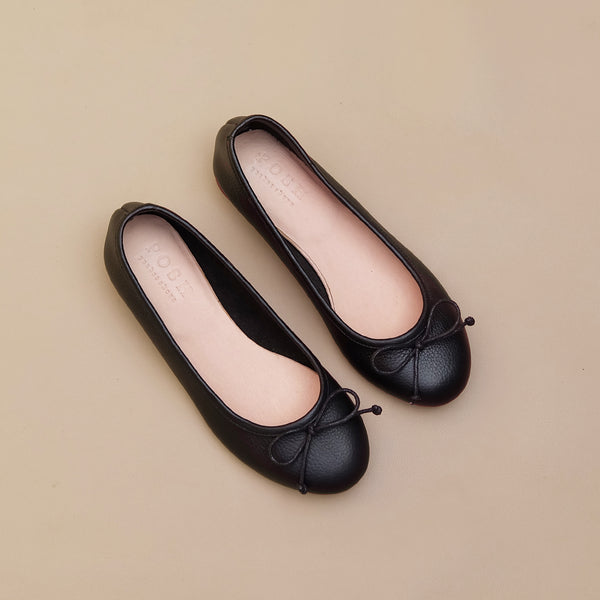 Prima with Low Heel in Black (Pre-Order) – Posh Pocket Shoes